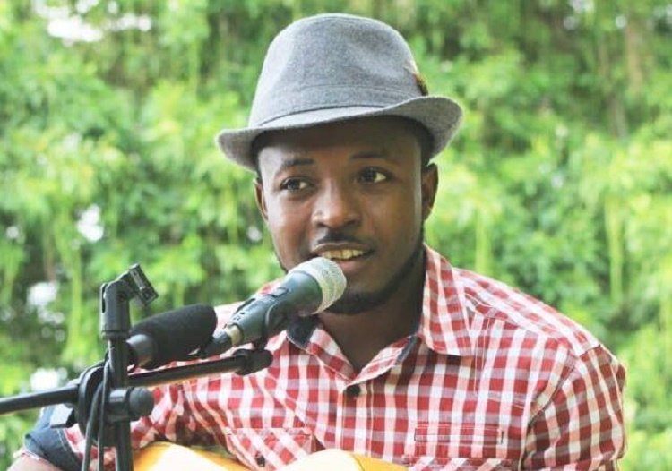 Le chanteur haitien, Atis Constant, 2ème lauréat du Prix Découvertes ...