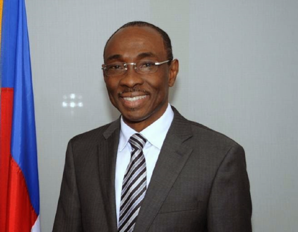 Quand Evans Paul veut se démarquer des corrompus du règne Martelly! par ...