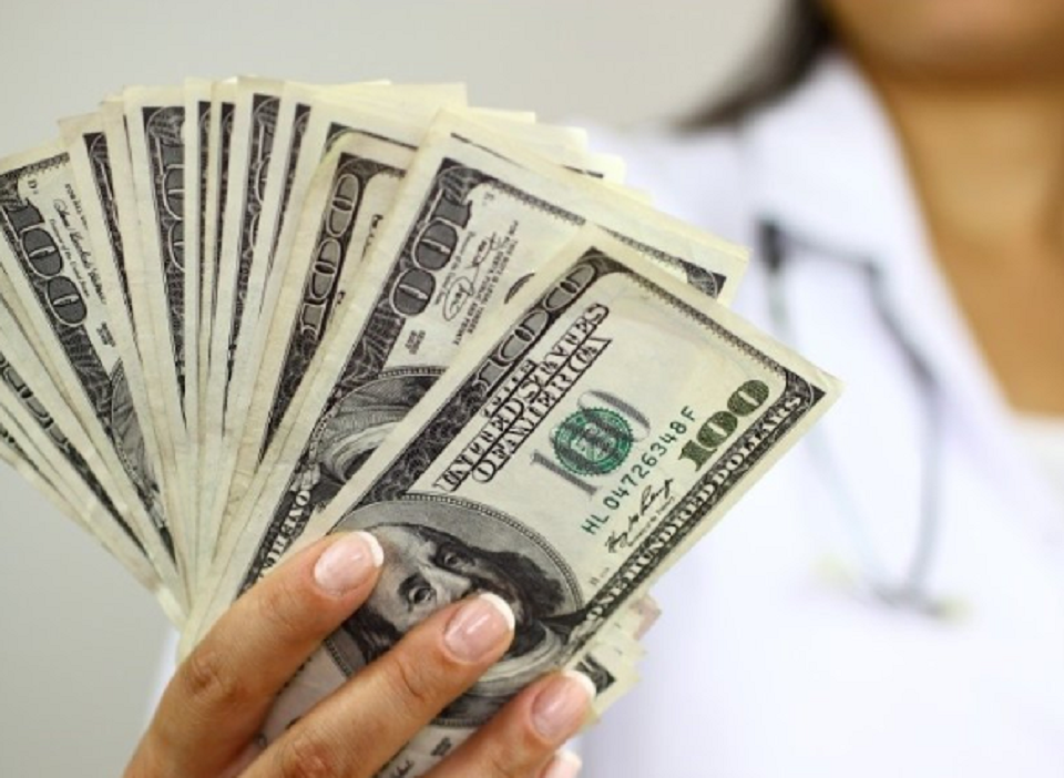 Haïti a reçu 4.4 milliards de dollars de transfert en 2021 : le pays ...