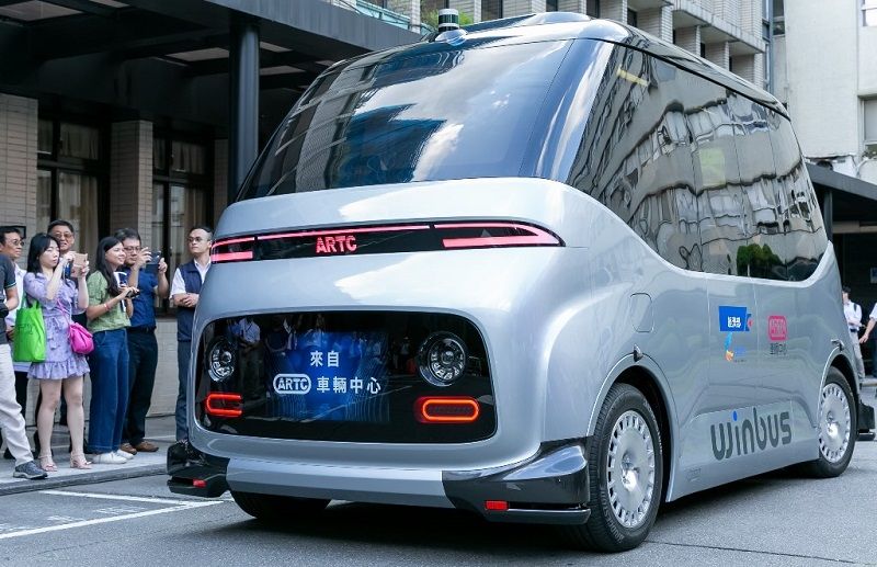 Technologie : un mini-bus électrique sans chauffeur développé à Taïwan ...