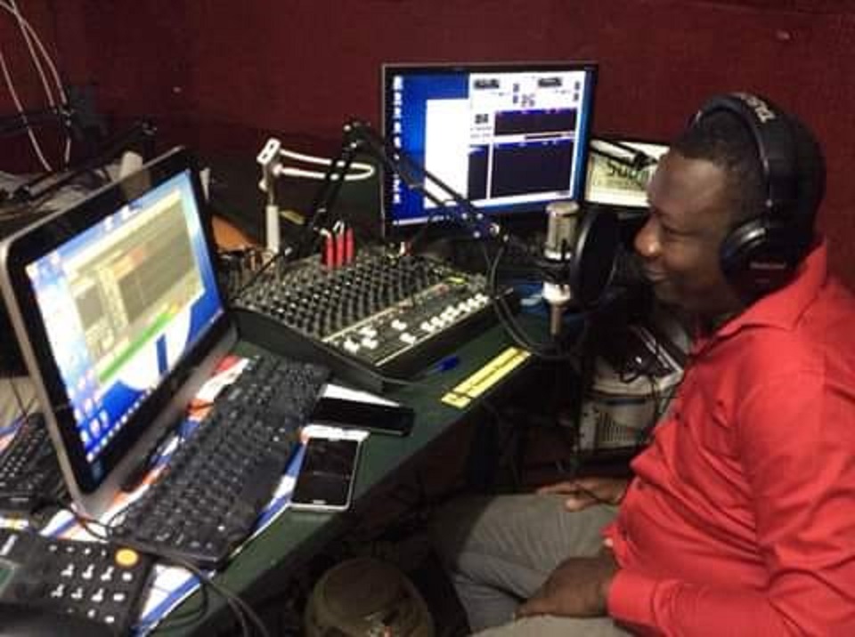 Haïti : 50 journalistes sont victimes de répression, alertent ...