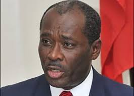 Le Prof. Osner Févry envisage l’avenir d’Haïti avec de nouvelles pages ...