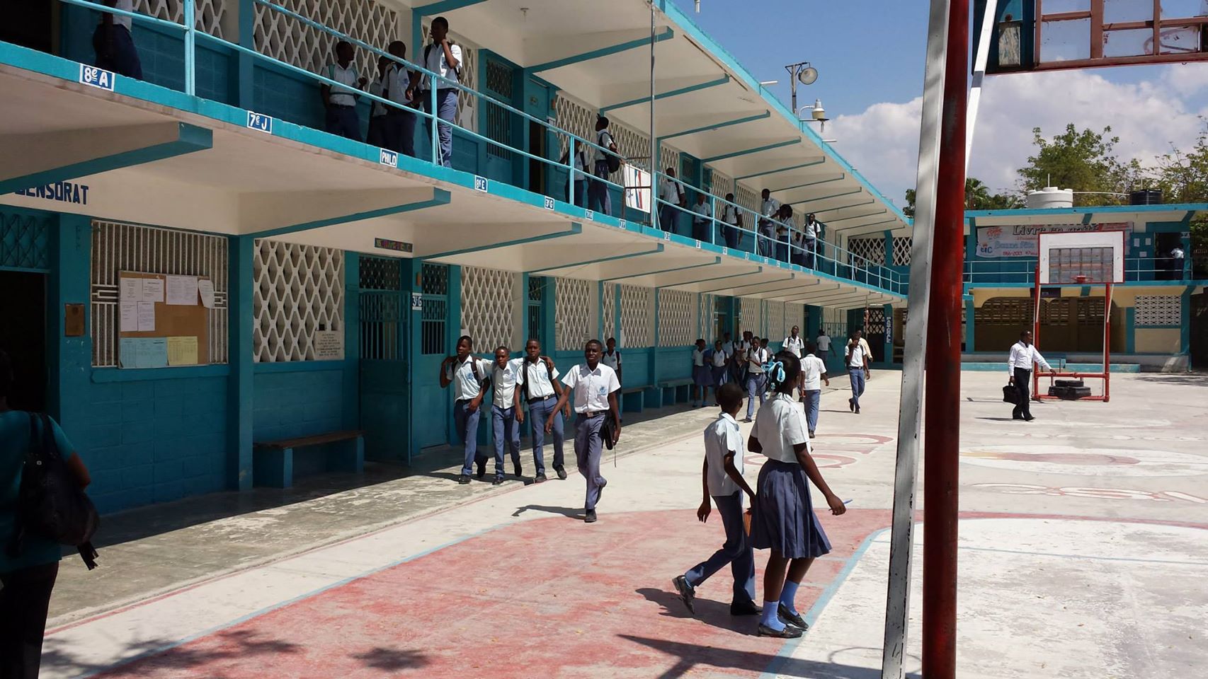 Gonaives-Education : Les csv nomment un nouveau directeur au Collège ...