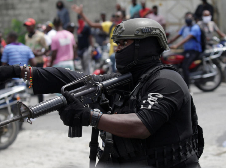Chaos à Port-au-Prince : le groupe Fantom 509 cloué au pilori par la ...