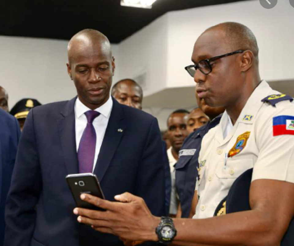 Twitter – Delete : Jovenel Moïse veut-il effacer les traces du ...