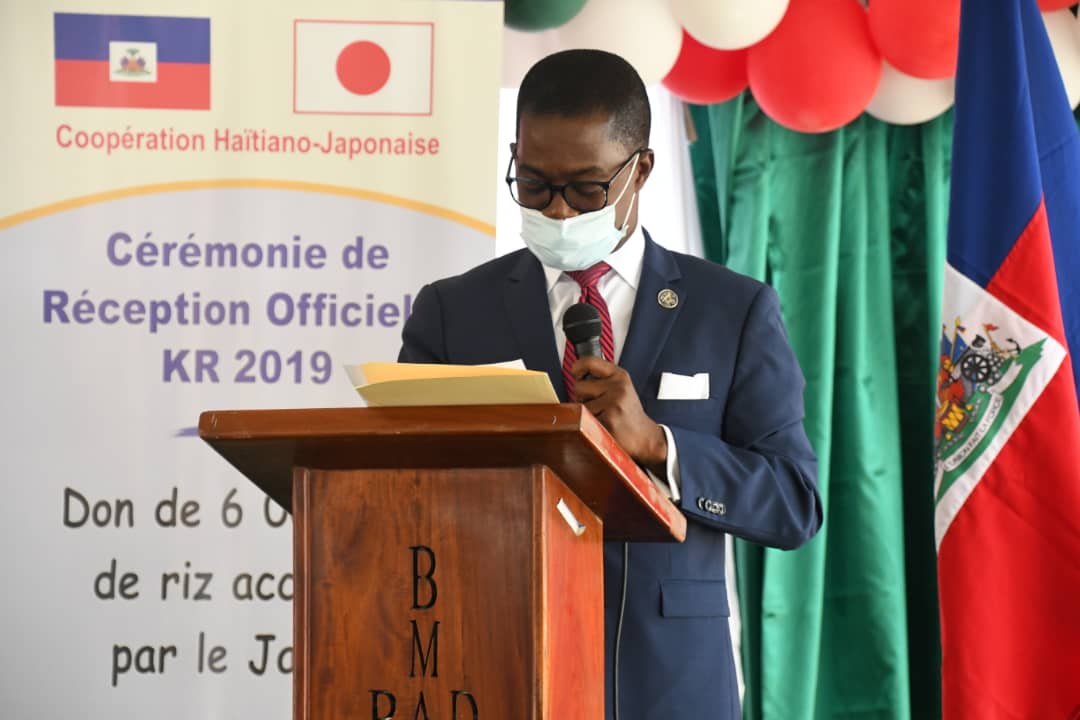 Coronavirus : Le directeur général du BMPAD Fils-Aimé Ignace Saint ...
