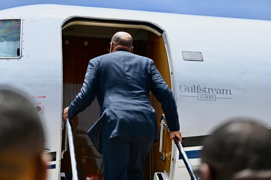 Haïti : Au plus fort de la crise, le PM de facto s’envole pour New York ...