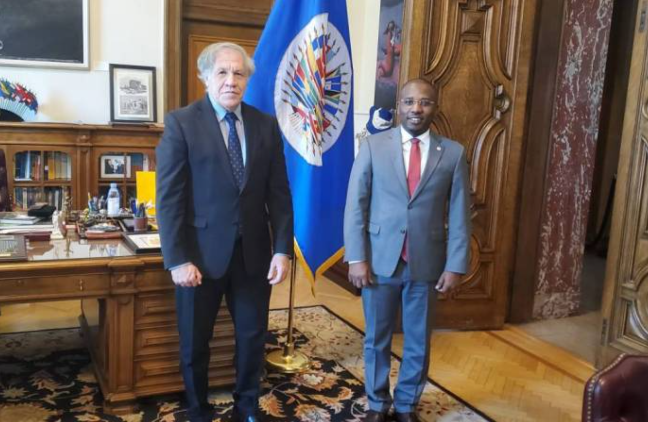 Jenn politològ Mathias Devert bay twa rezon ki montre Claude Joseph pa ...