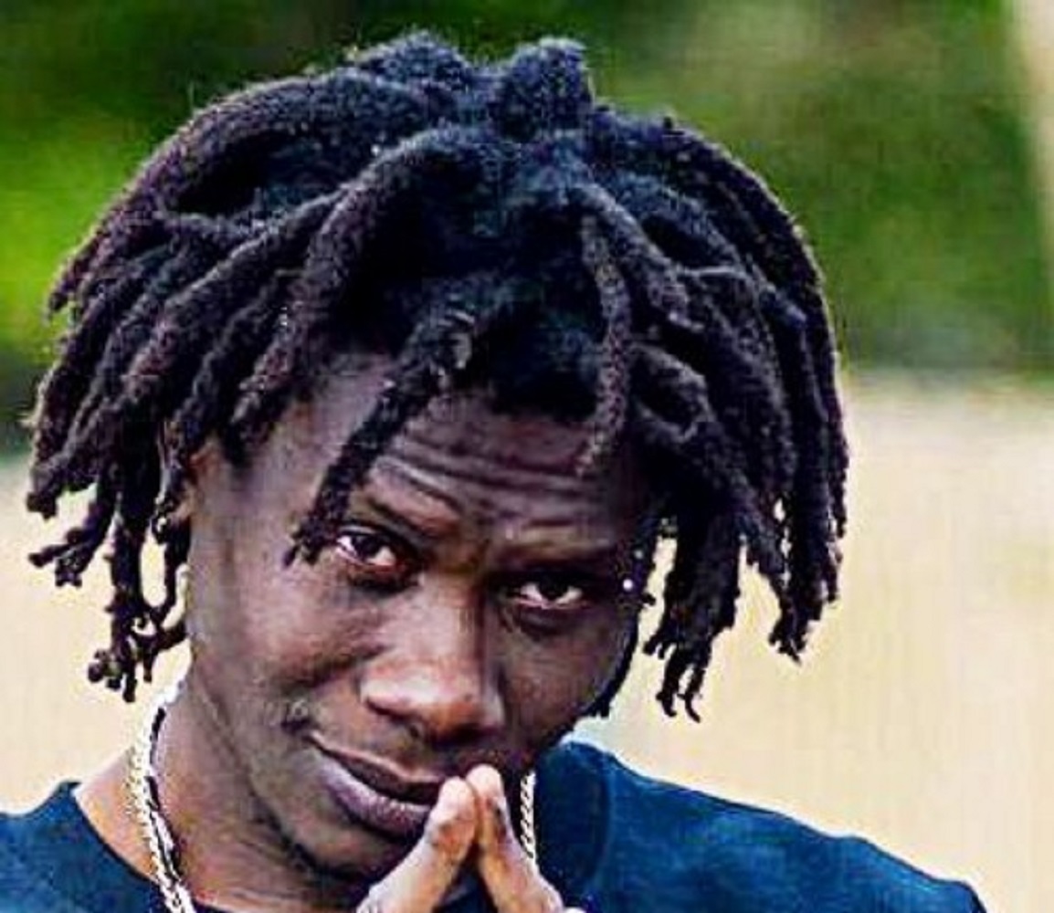 Kanpe kanpe nèt : Blaze One tance Ariel Henry dans son dernier vidéo ...