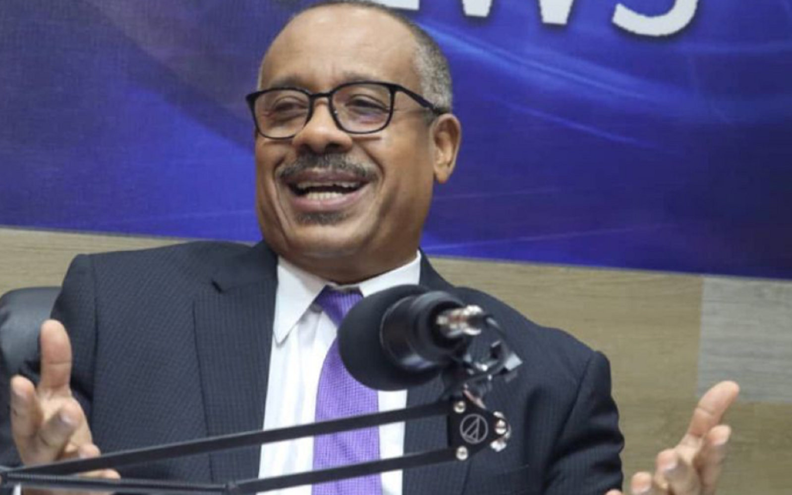 Insécurité : le Dr Louis Gérald Gilles enlevé par des bandits devant sa ...