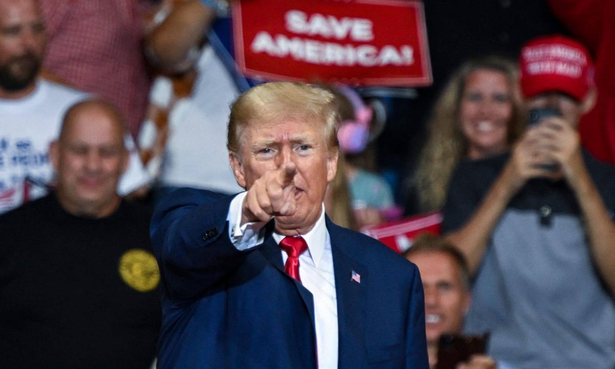 Procès civil de New York : »C’est une anarque », dénonce Trump - Rezo ...