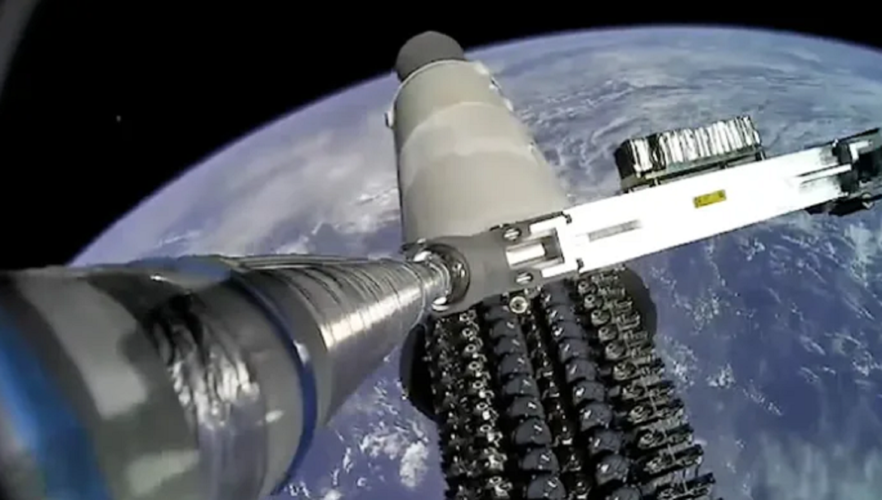 SpaceX présente les satellites Starlink « V2 Mini » d’une capacité 4 ...