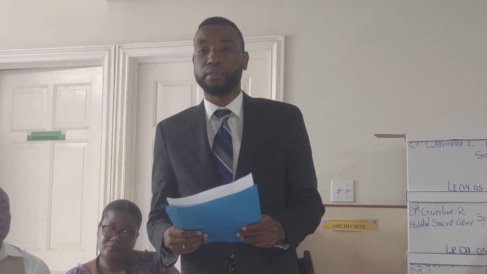 Dr Jose Dorsainvil prend ses fonctions en tant que nouveau directeur de ...