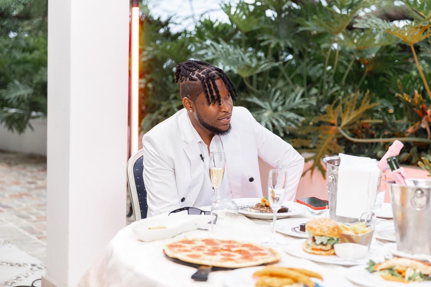 MechansT annonce « À Table », son nouvel album pour le 10 juillet 2023 ...