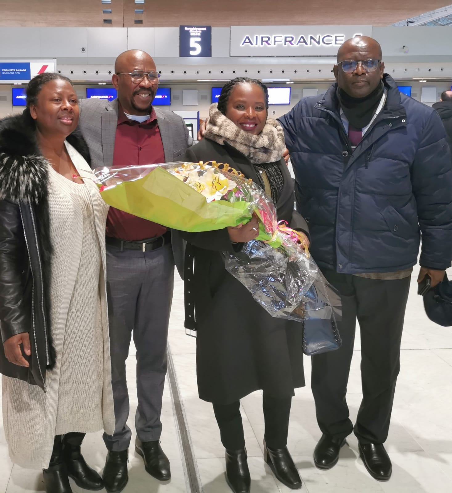 Vidéo – Paris | Rentrée triomphale de Wideline Pierre, architecte du ...