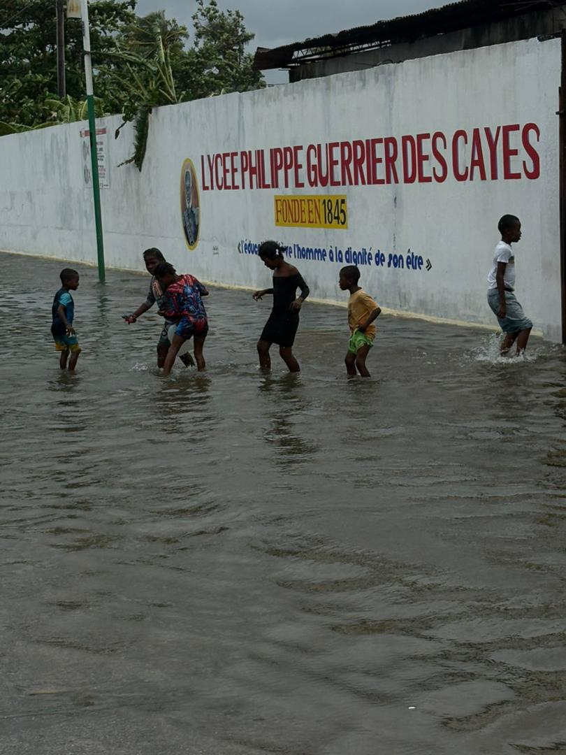 Ouragan Melissa : aux Cayes, l’abri provisoire Philippe Guerrier sans ...