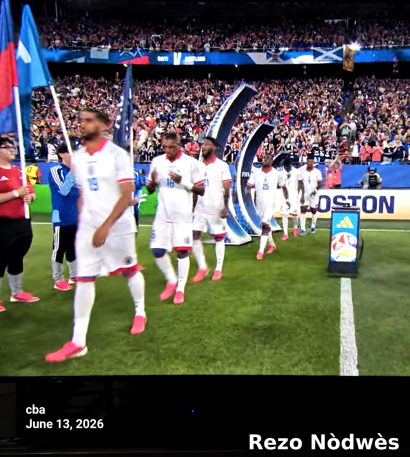Direction Boston maintenant . Le groupe C est ouvert après Brésil 1–1 ...